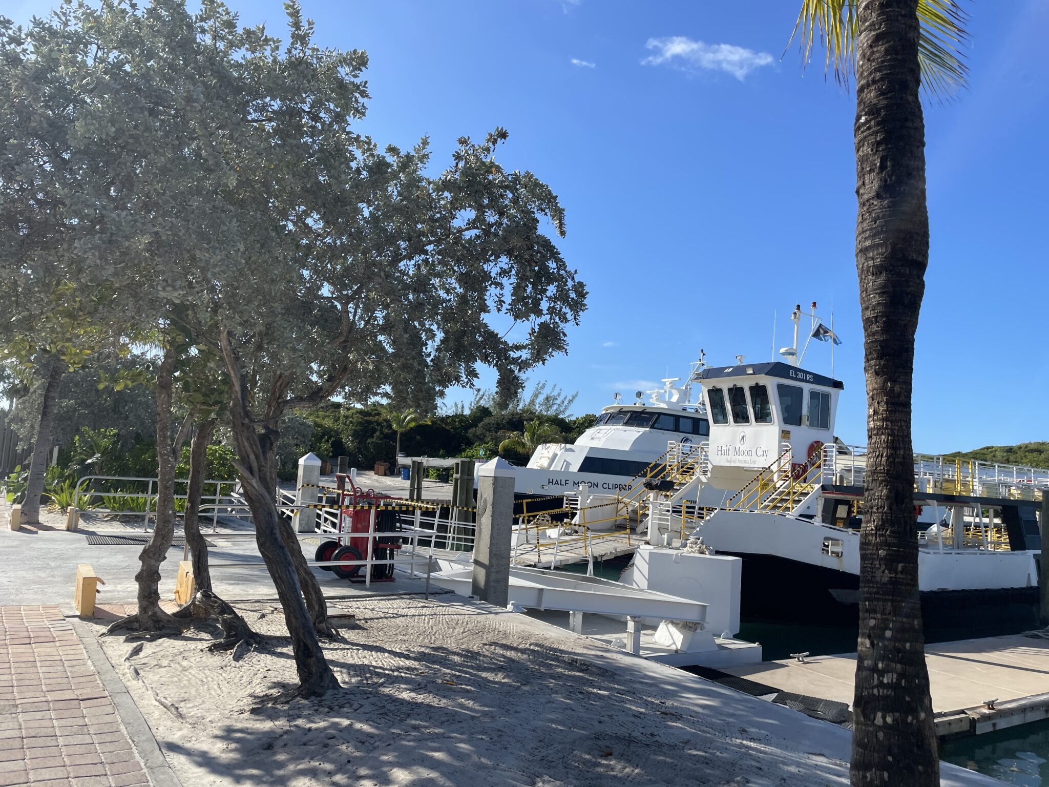 Half Moon Cay Tender Process - Average Cruiser